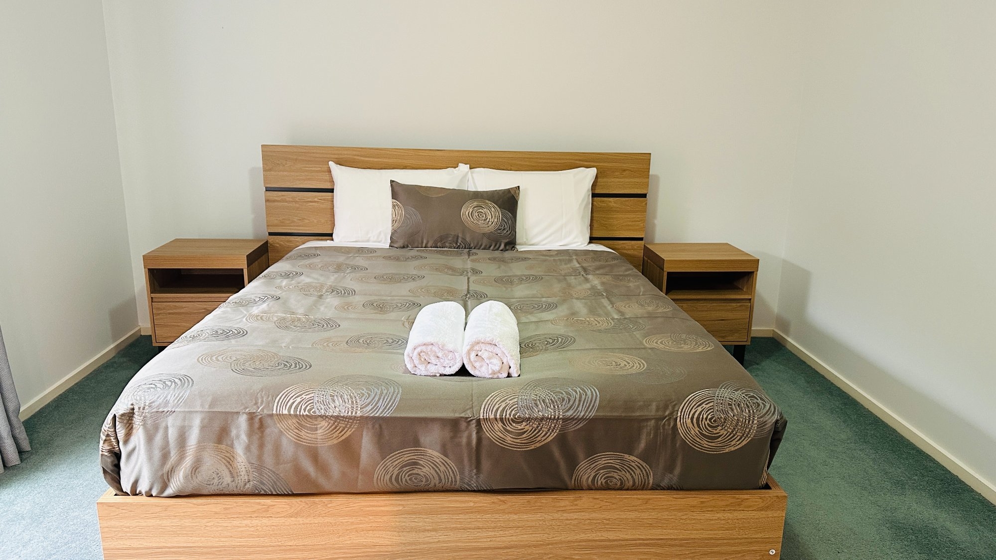 Early Australian Motor Inn:Home